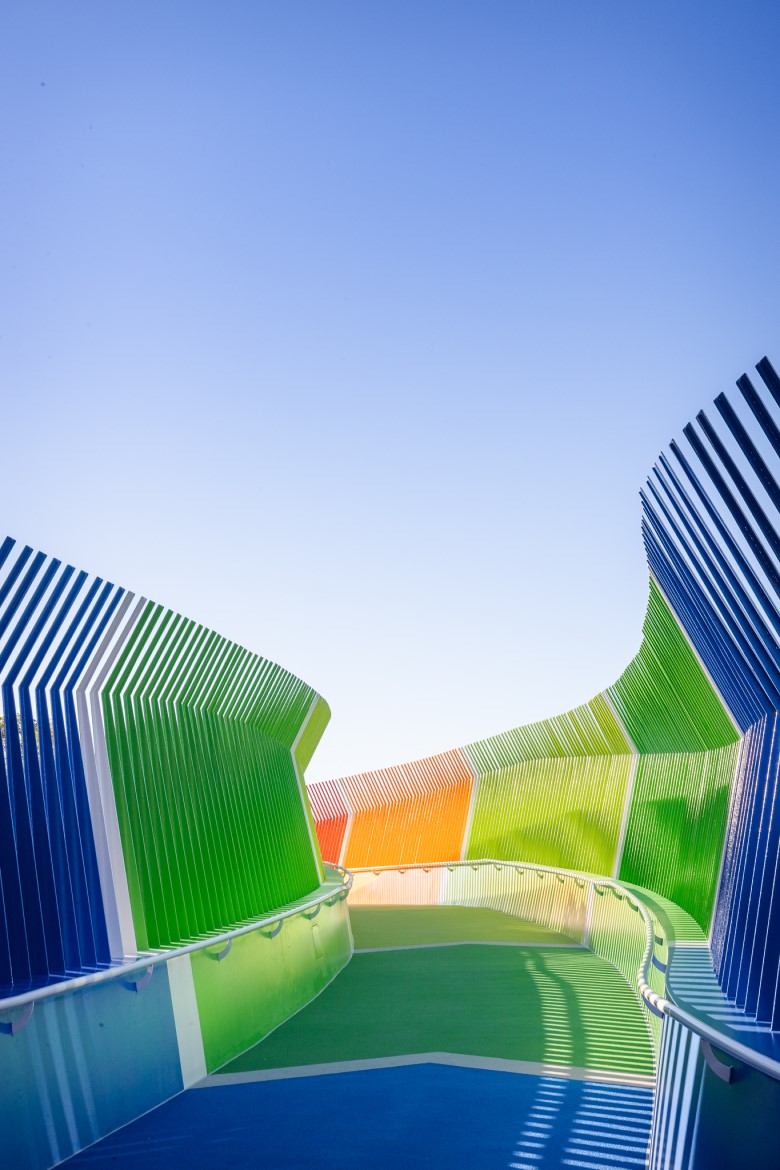 A rainbow bridge from Perth Children's Hospital to Kings Park | The ...