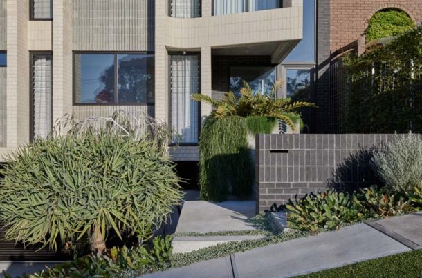 Perth beachfront mansion built on site vacant since 1960s | The ...