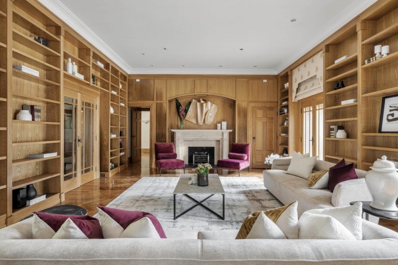 Former Melbourne home of legendary Hong Kong novelist Louis Cha comes ...