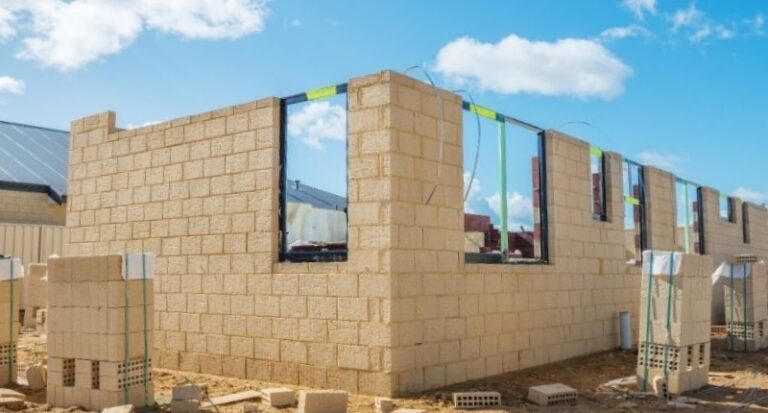 Metricon takes top spot for the eighth consecutive time on HIA's Top ...